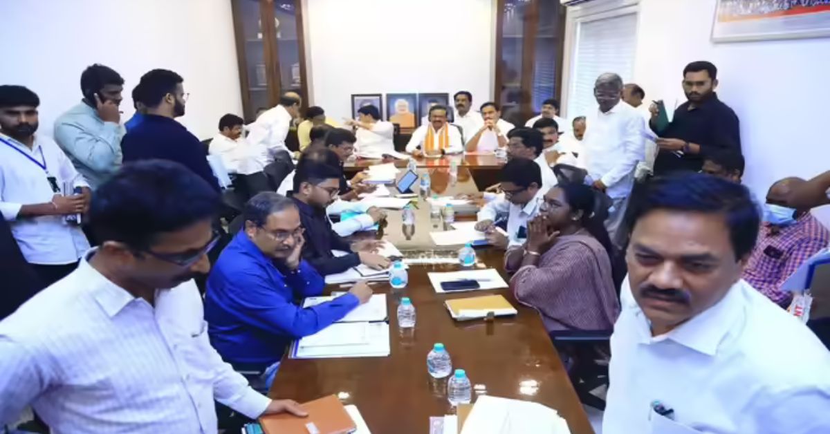 CIBIL Score పెరగాలంటే ఇవి తప్పనిసరి…! ఒక్క పొరపాటు చేస్తే డేంజర్!